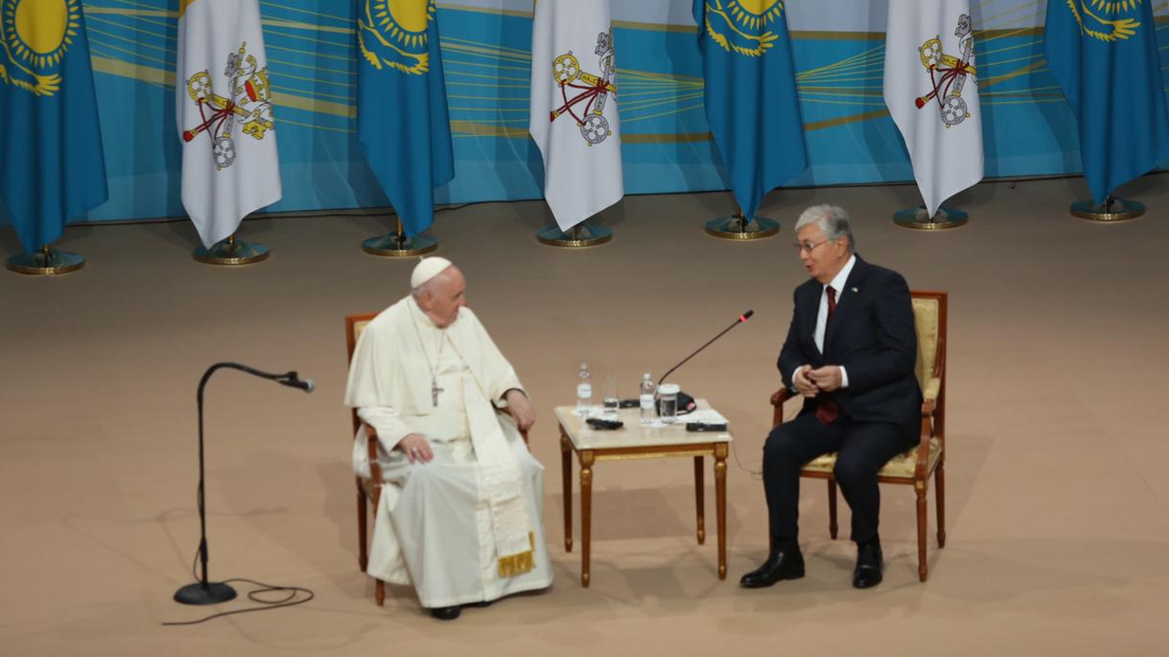 IZDVOJENO - Prvi dan Papina apostolskog pohoda Kazahstanu | Laudato