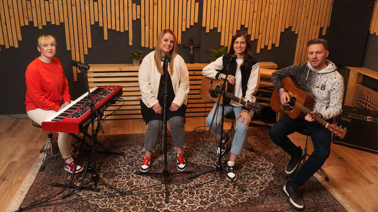 Amorose: ''Ime Isus je najmoćnije ime na cijelom nebu i zemlji'' | Laudato