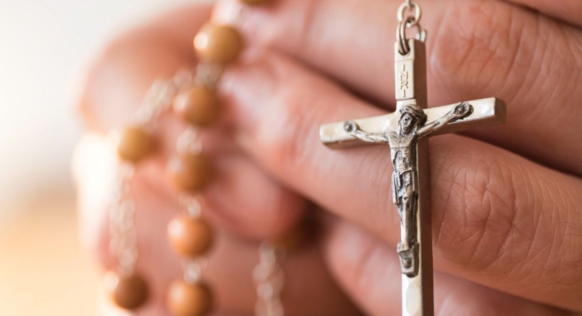 Zašto je ime Isus 'izbačeno' iz krunice Božjega milosrđa? | Laudato